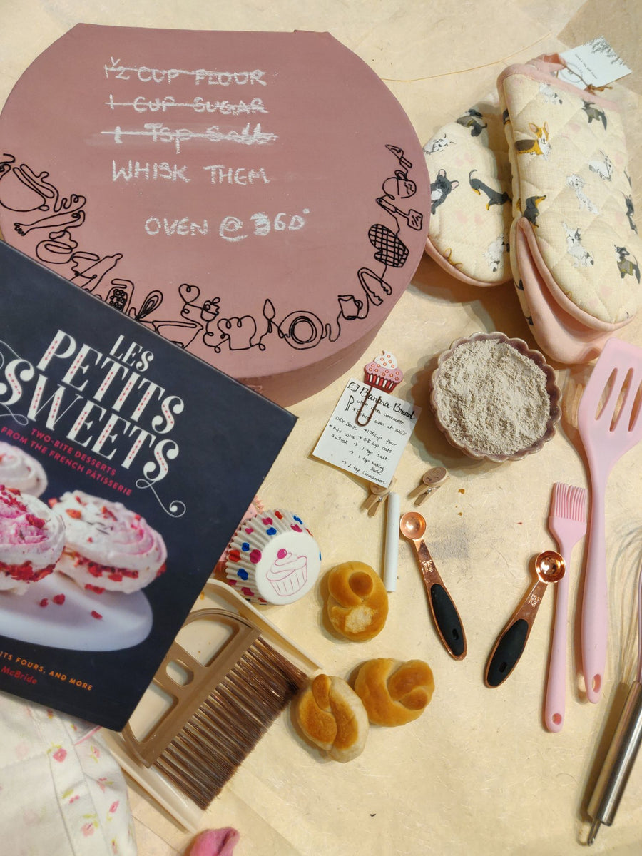Baker's Delight- Gift Box – Varnan Jaipur | Customised Gift Hampers ...